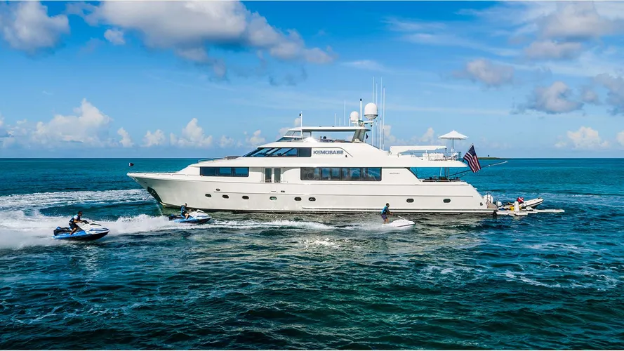 KEMOSABE yacht for charter (Westport, 34.14m, 2007)